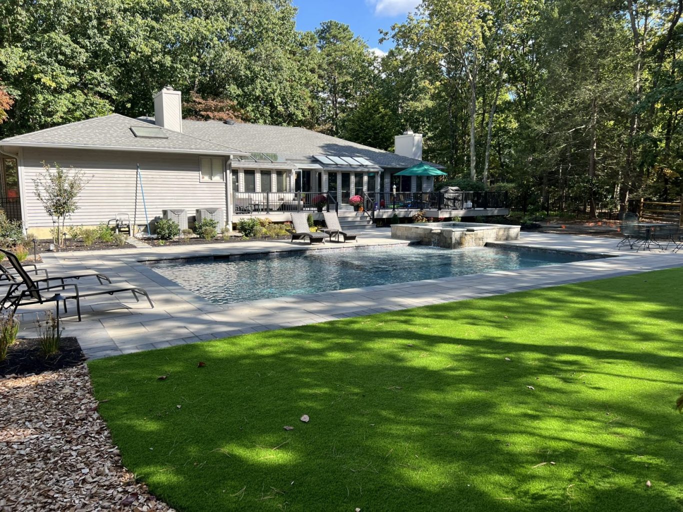Custom Swimming Pool & Putting Green - Medford, NJ - SLS Landscaping ...